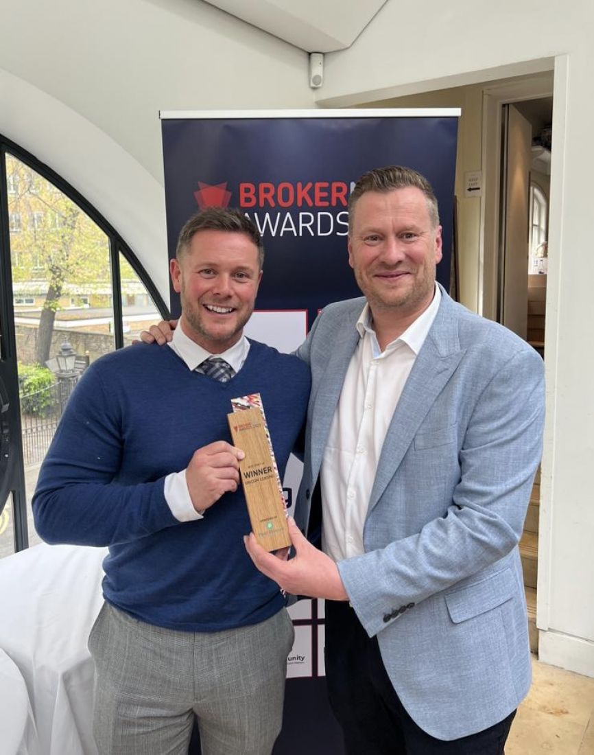 Broker News Award 2023 | VAVOOM LEASING